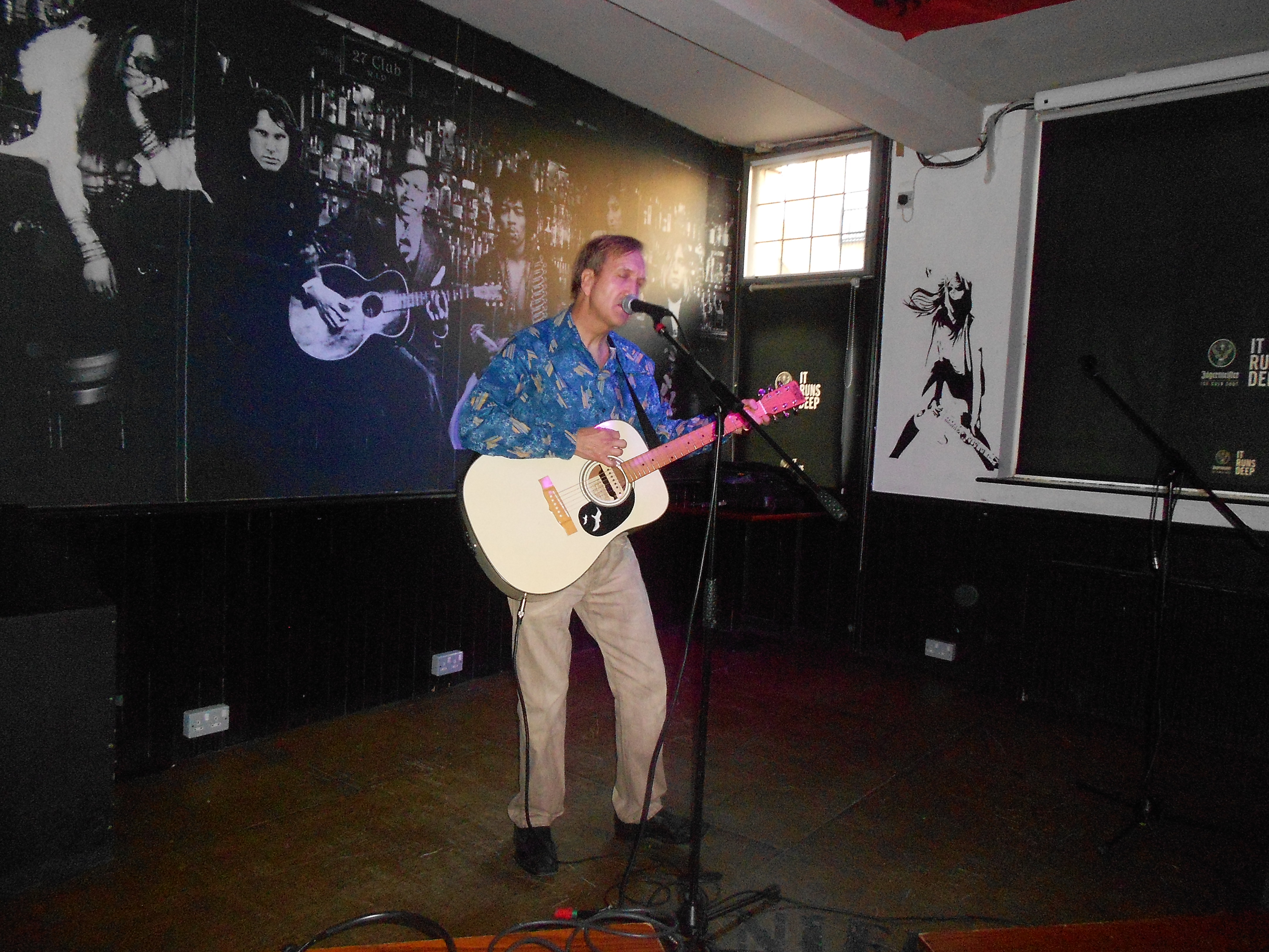 István Etiam | István Live - István Etiam